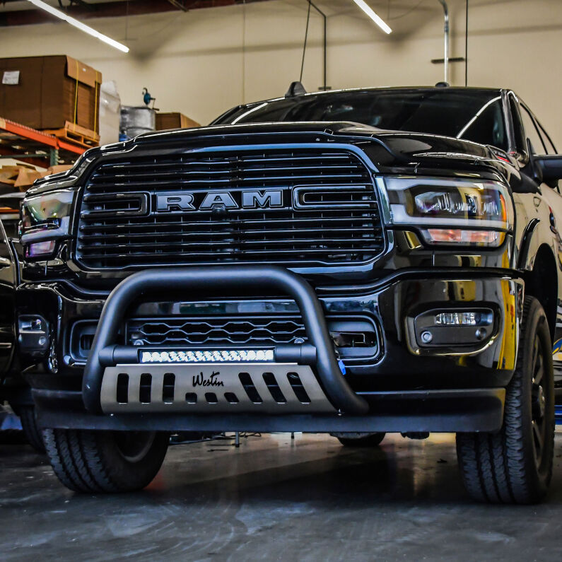 Ultimate LED Light Bull Bar Textured Black | #32-4025L | Westin ...